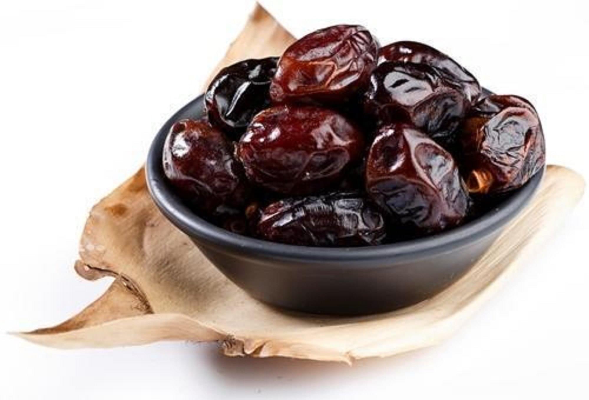 Explore Our Collection: Premium Dates from Dubai's Finest Selection